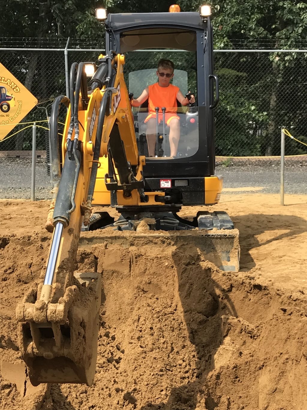 Diggerland: Can You Dig It? - My Thoughts, Ideas, and Ramblings